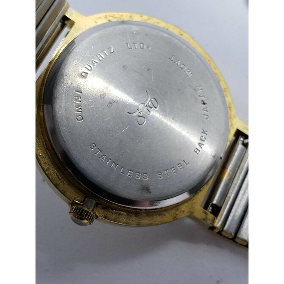 Sergio Valente | Accessories | Sergio Valente Quartz 32mm Round Watch ...